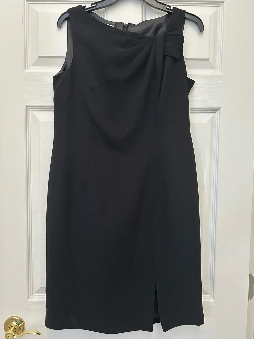Evan Picone | Dresses | Evan Picone Black Sleeveless Dress With Front ...